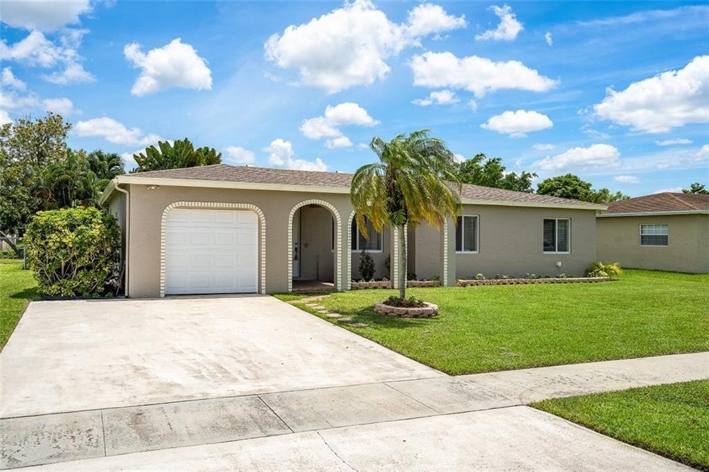 10884 Gantry Street, Boca Raton, FL 33428